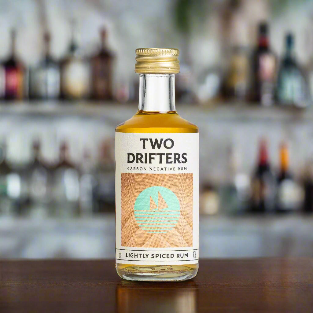 5 cL Lightly Spiced Rum & Cola – Two Drifters Distillery